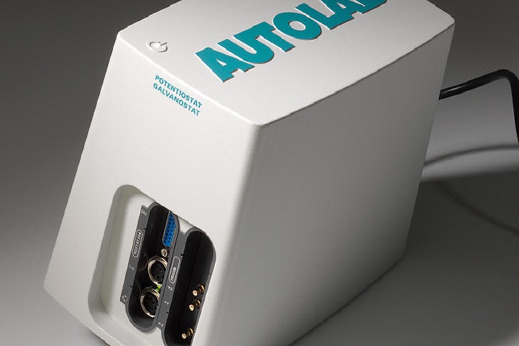 Potentiostats/Galvanostats Compact | Interchimie